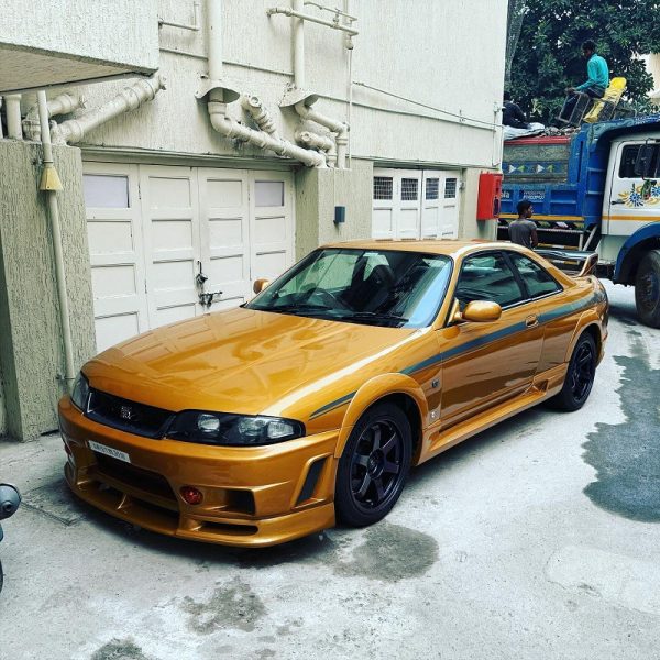 Nissan's 'JDM King' Found in Mumbai: Pristine Skyline GT-R R33 Turns ...