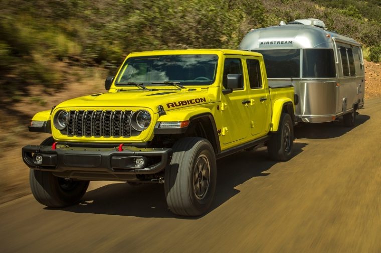 Gladiator Gears Up: Jeep Unveils 2024 Lineup with a Wallet-Friendly War ...