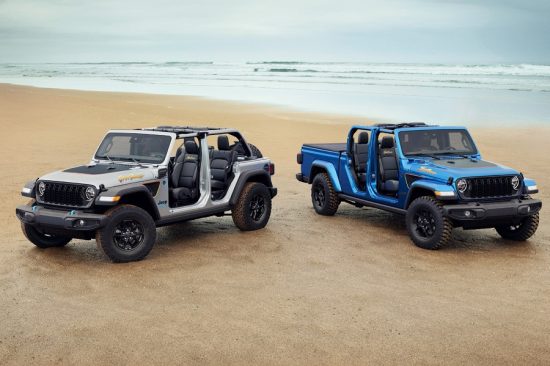 Jeep Makes a Splash: Limited Edition 'Beach Buggies' Ride the Wave to ...