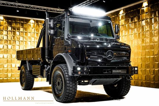 Roll Out the Rugged Red Carpet: Mercedes Benz's Unimog U 4023 is the ...