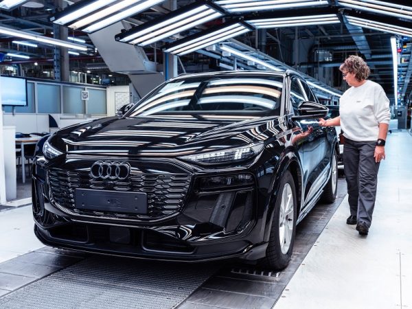 Audi Unveils Highly Efficient Q6 e-tron Performance Model with Extended ...