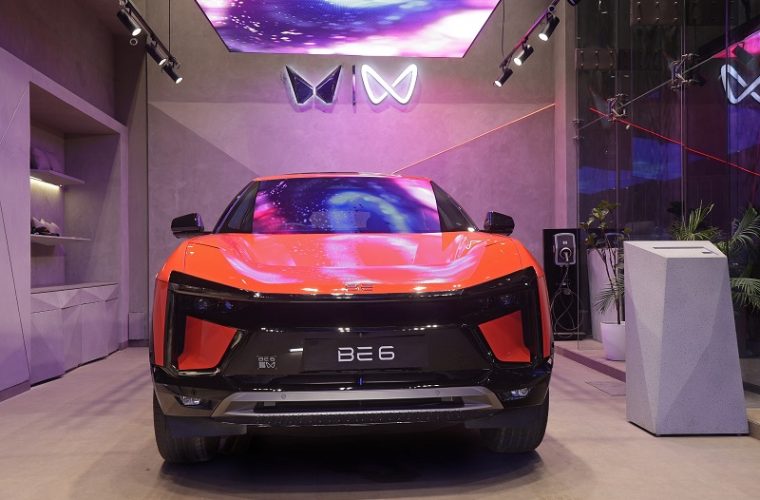 Mahindra Unveils Futuristic Customer Journey with Next-Gen Sales and ...