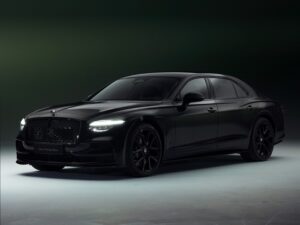 Bentley Flying Spur Gets a Makeover: Luxury Sedan Brings Back a 1962 ...